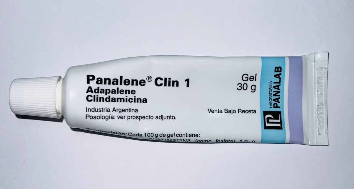 Mi experiencia usando adapaleno para el acné – Anto Art